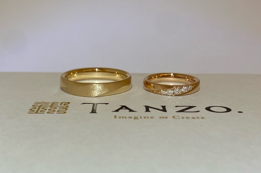 ペア感とそれぞれの好きを大切にした指輪 | 結婚・婚約指輪のオーダーメイドは鍛造指輪＜TANZO＞